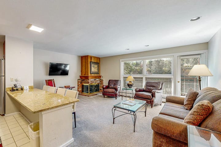 Lion Square Lodge South 270: 1br Ski In/out - Vail, CO