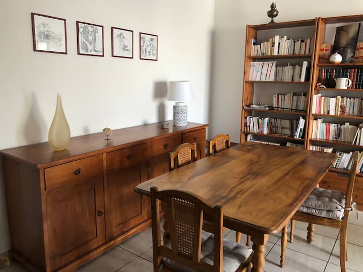 Agréable Appartement T3 Près Tram Parking Privé - Pessac