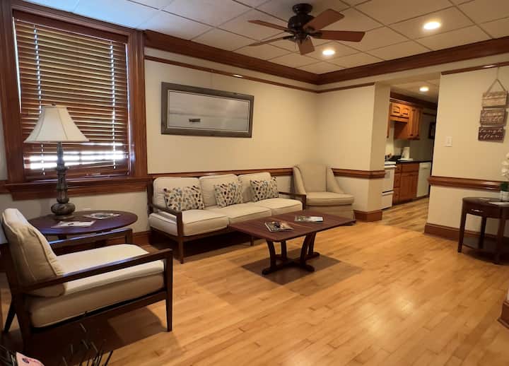 Historic Downtown Condo-1 Bedroom - New Bern, NC