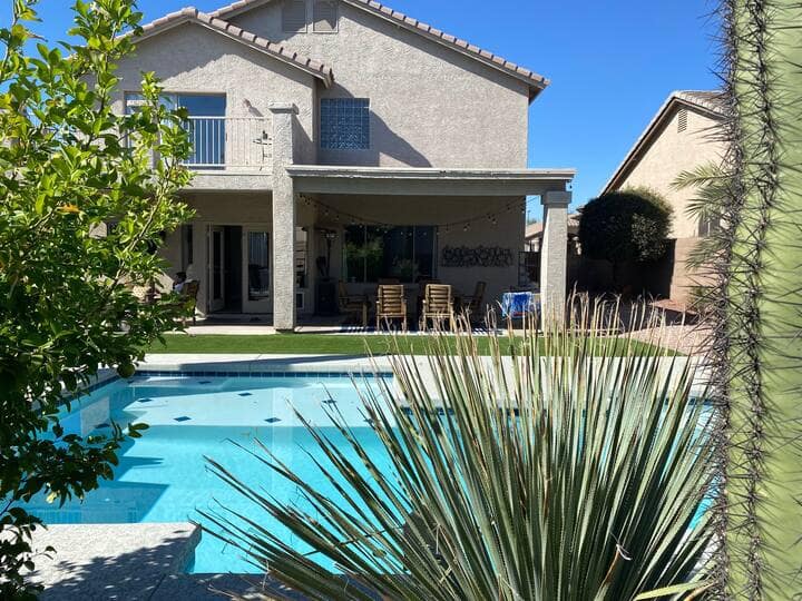Sanctuary In The Sun In Ne Mesa - Mesa