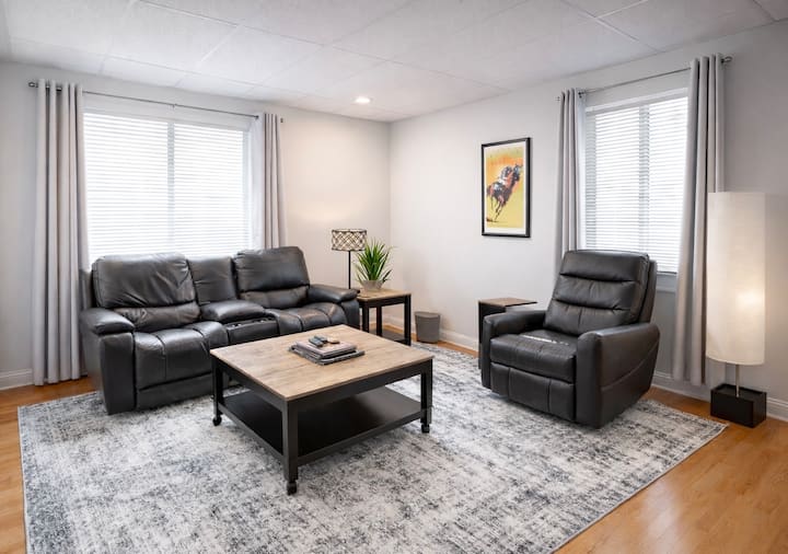 Sleek Apartment Next To Kings Daughters - Camden Park, Huntington