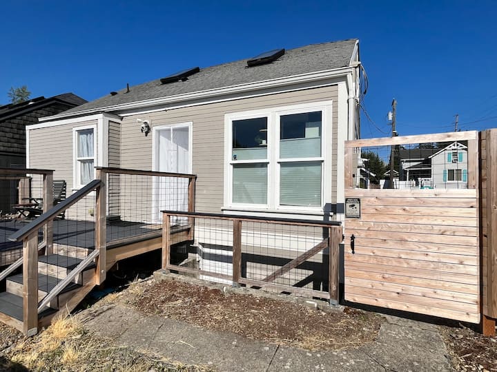 Cozy, Modern 2 Bd Suite - Evergreen Park And Ferry - Port Orchard, WA