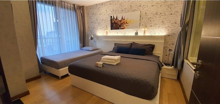 Triple Room - Night Bazaar ( Renovated 2025 ) - Chiang Mai