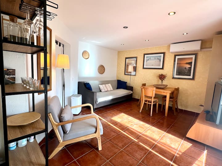 Gemma’s Place-cute Private Garden&pool 20km To Bcn - Gavà