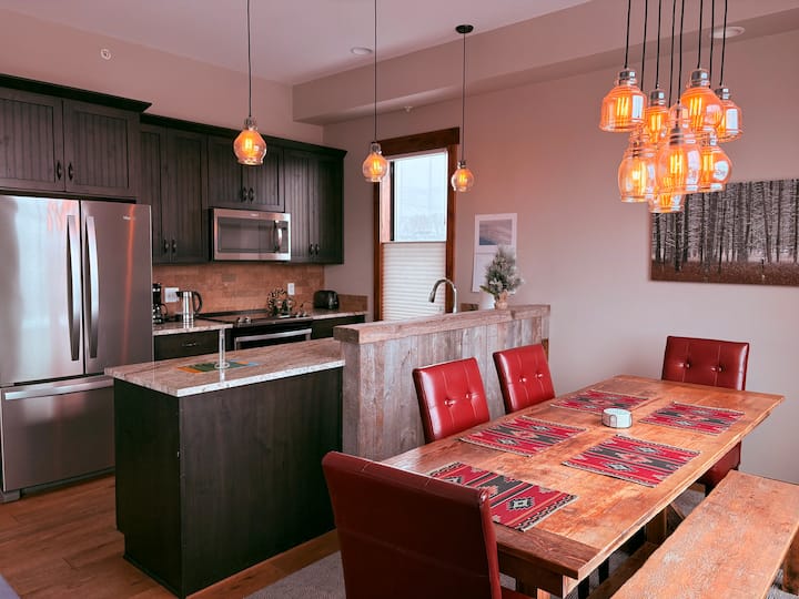 Wonderland Lodge Lion’s Lair Condo In Gardiner - Gardiner, MT