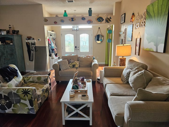 Room For Rent / Pool / Hot Tub - Wildwood, FL