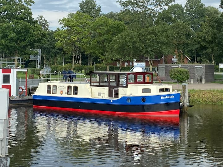 Houseboat Lodge For Up To 8 Persons - Apen