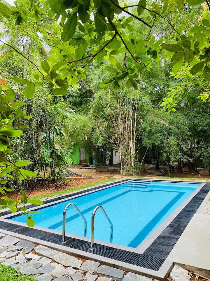 Rawana Safari Cottage 2 Ac Rooms - Sri Lanka