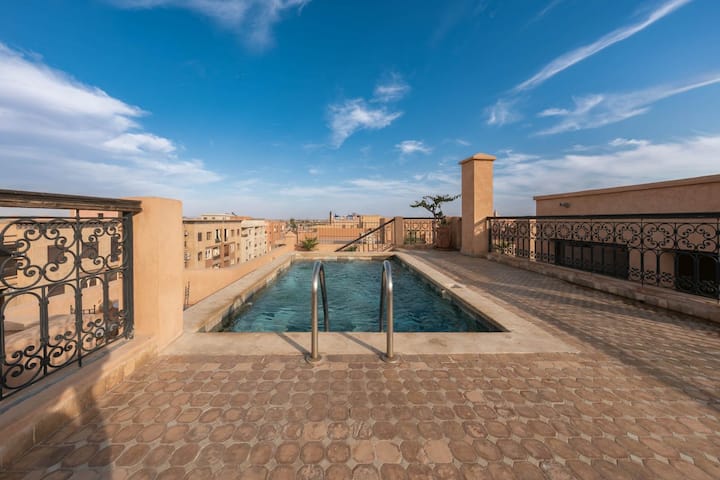Appartement Haut Standing Avec Piscine Sur Le Toit - Marrakesh