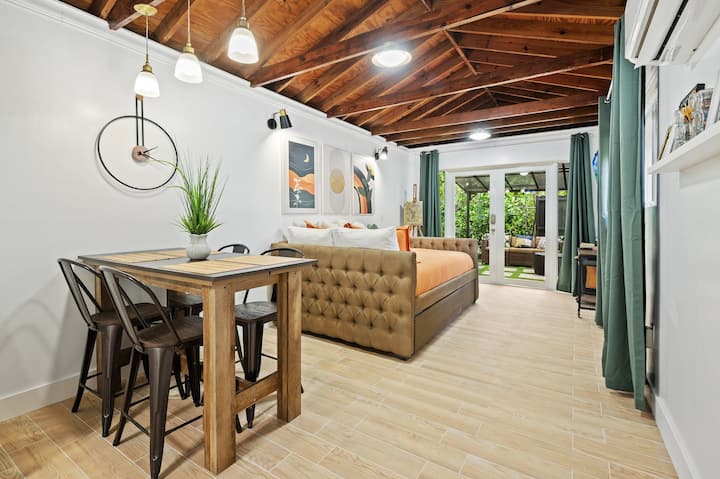 Brand New Cottage With Gorgeous Patio! 5 Mi Beach! - Coral Gables, FL