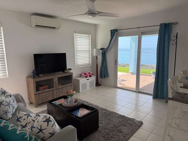 1br North Shore, 5 Mins To Town, Water Views. - Bermuda
