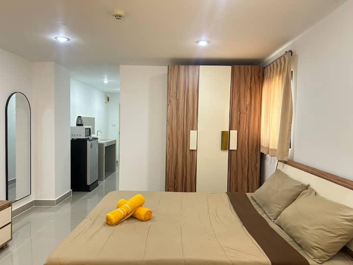 E11:aries-amazing Studio In Onnut 26sqm - Thailand