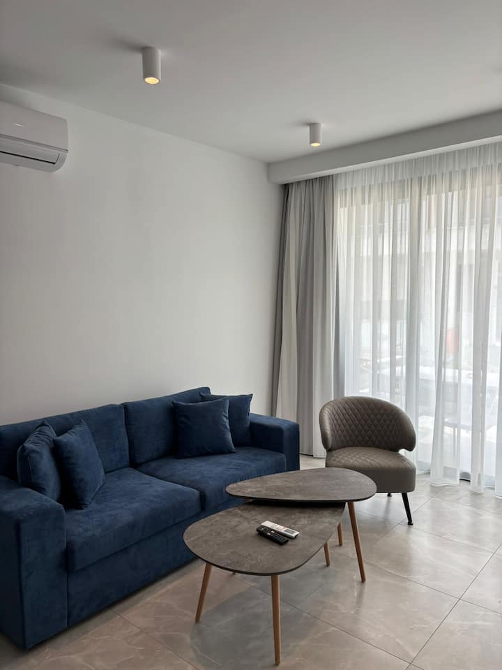 Estéa • Goldie's Sunny Townhouse - Paphos