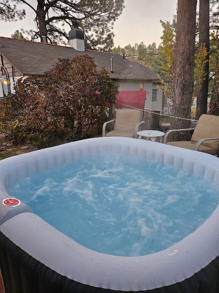 Beer And Wine Garden Chalet In Downtown Ruidoso - Ruidoso, NM