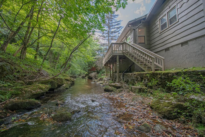 Goshen Creekside Getaway-5 Miles To Downtown Boone - Boone, NC