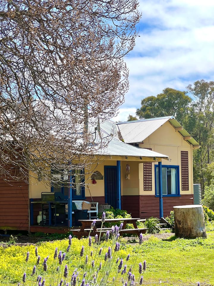 Nannup River Cottages - Blythe Cottage - Western Australia