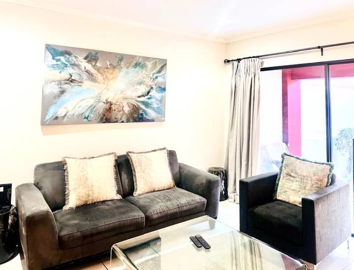 Neat & Safe 2 Bd Room(no Loadshedding In The Area) - 