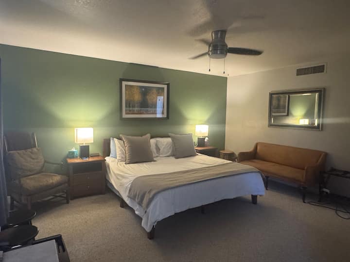 Relaxing Mountain Get Away- Private Bathroom - Flagstaff, AZ