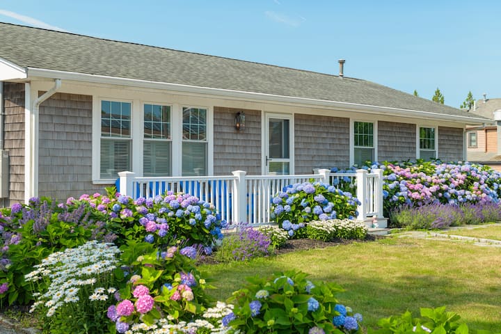 Commons Cottage - Little Compton, Ri - Rhode Island