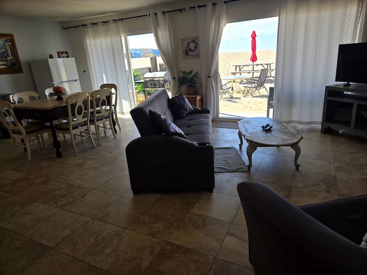 Beachfront Silverstrand Home, Sleeps 4 - Oxnard, CA
