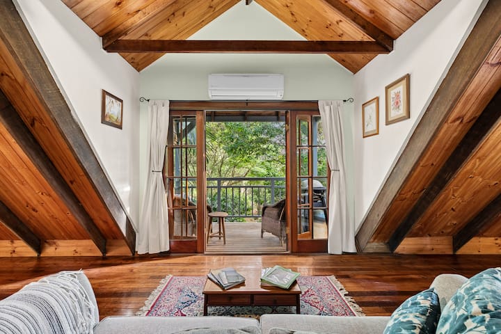 Country-style Studio Apartment In A Rustic Cottage - Eumundi