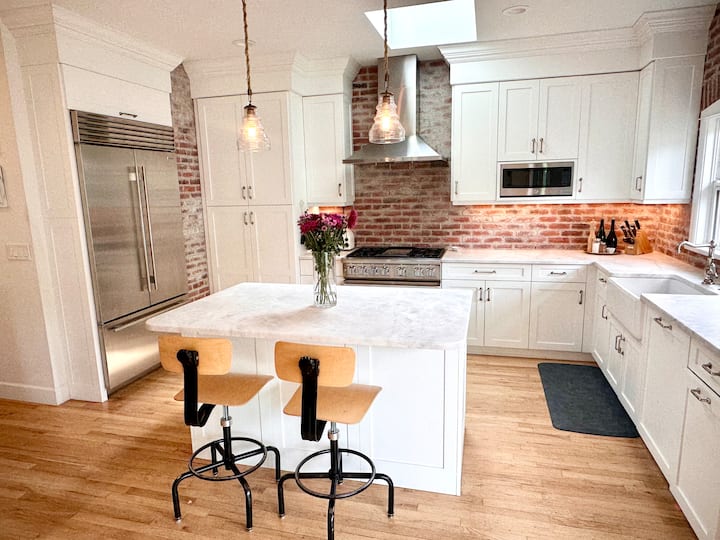 Stunning Downtown Boulder Home- 2 Blocks To Pearl! - Boulder, CO