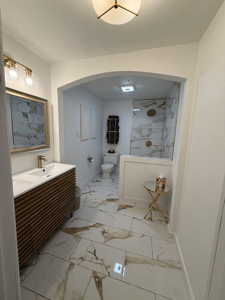 The Mint Box - Tulsa, OK