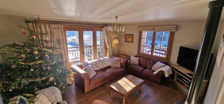 Chalet L'ensoleillée. Chalet De Luxe Avec Jacuzzi - Morillon