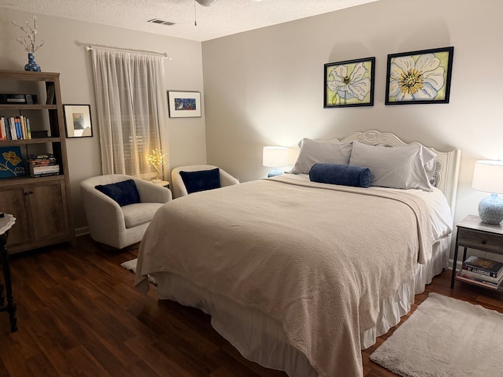 Three-room Suite With Private Entrance - Folly Beach, SC