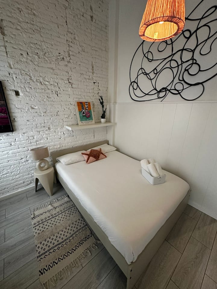 Loft-b Con Terraza/entre Oceanographic +Ruzafa - Valence en Espagne