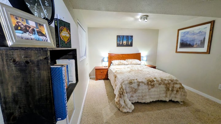 Bigfoot's Airbnbelieve - Loveland, CO