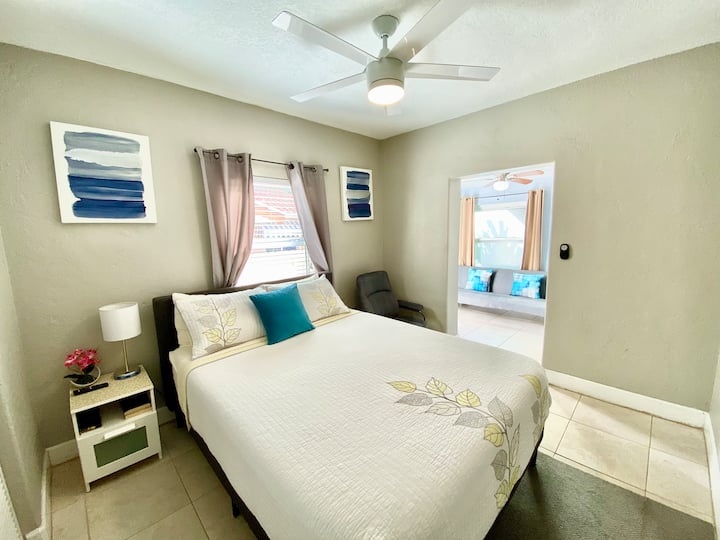 Studio, Coral Way - South Miami, FL