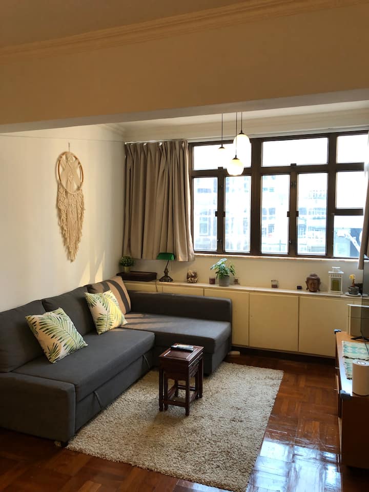 Spacious Cosy Flat In Hong Kong Island - Hong Kong