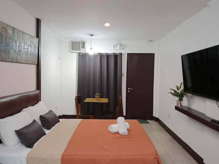 The Citywalk Apartment 2d - Antipolo