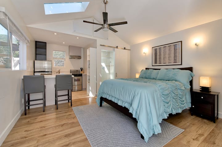 Charming Private And Cozy Studio Retreat - San Rafael, CA