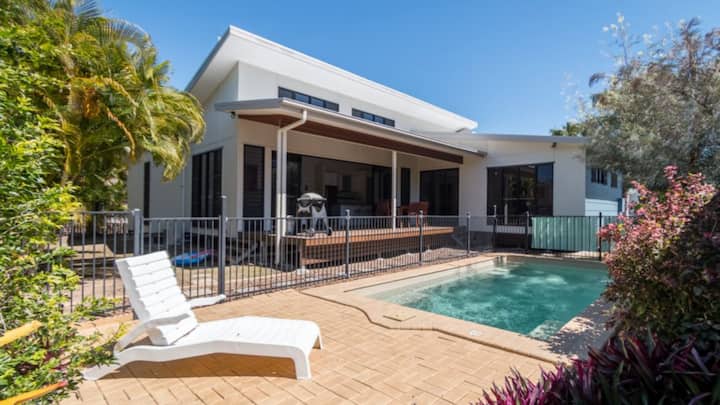 Barefoot Beach House - Townsville