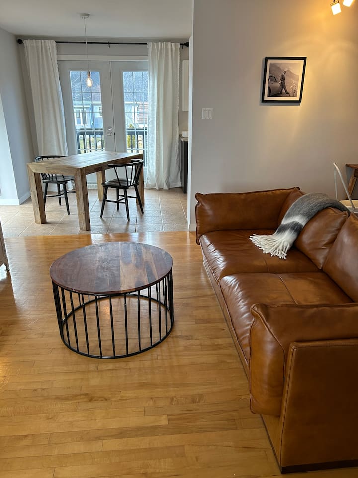 Appart En Ville 4 1/2 Sur 2 éTages - Rimouski