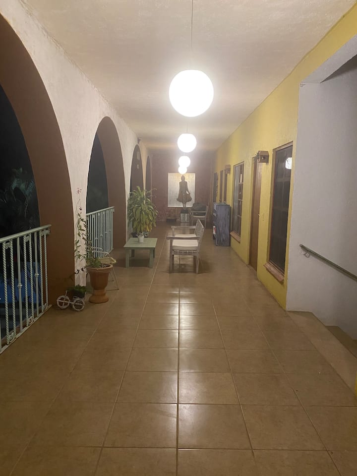 Paz Y Vista Al Cerro · Habitación Triple Privada - Tepoztlán