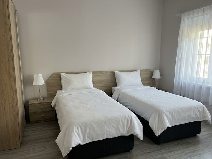 3-bedroom Apartment With Spacious Living Room - Karlovy Vary