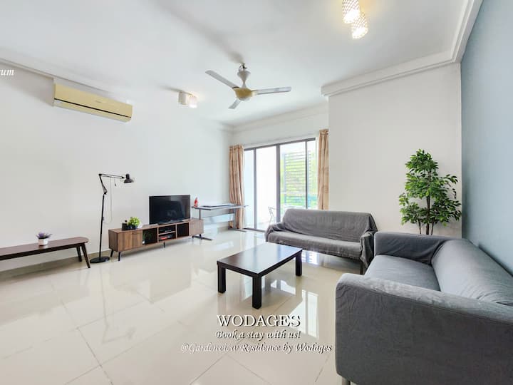 3 Bedrooms - 1400sqft - Astro - Balcony- Cyberjaya - Cyberjaya