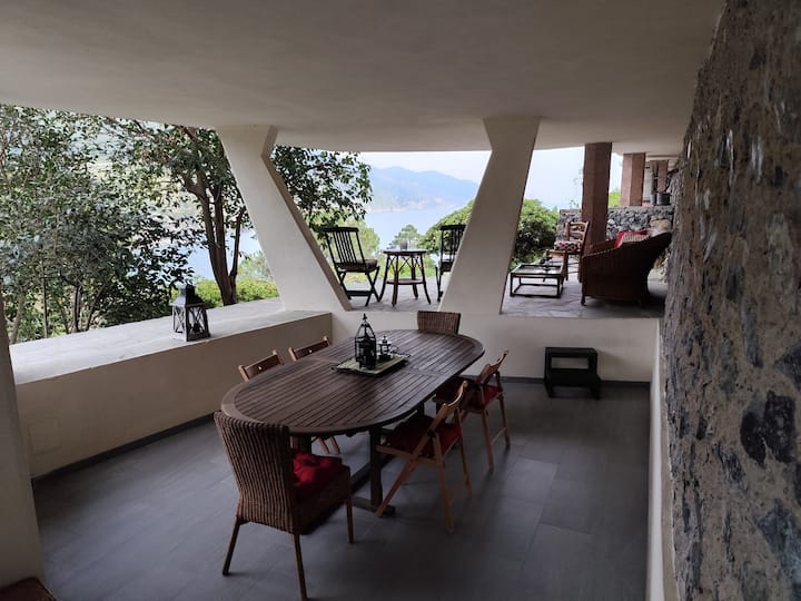 Monterosso Sprawling Apt/home W/ Sea Views - Monterosso al Mare
