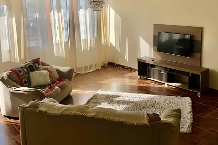 Spacious Apartment In The Heart Of Curitiba - Curitiba