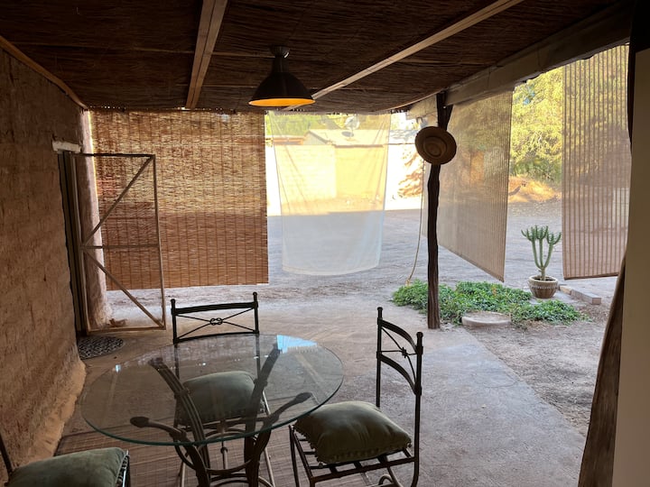 Construida En Adobe, Terraza Y Cocina Exterior. - San Pedro de Atacama
