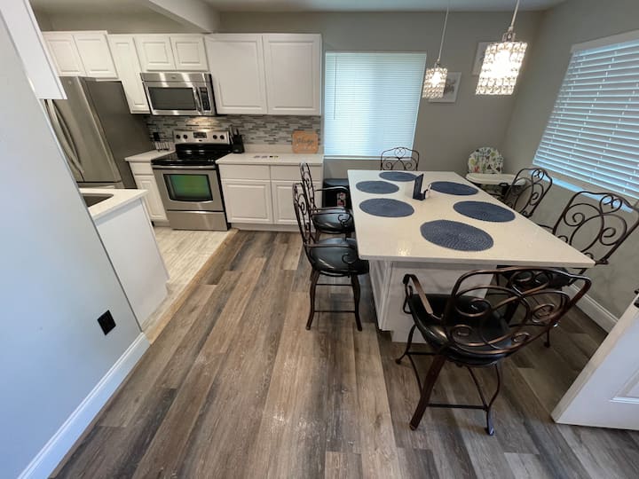 Condo In Ocean City - Ocean City, MD