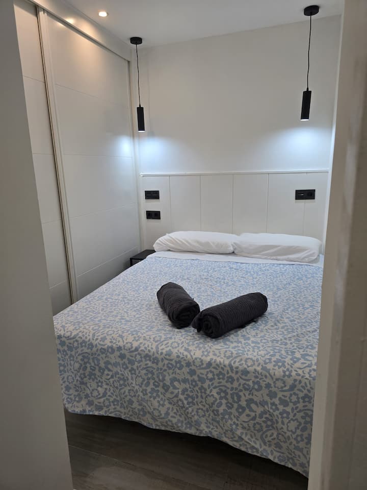 Piso Moderno En El Centro Junto A Metro - Madrid