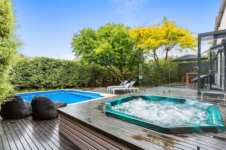 Retreat 95 In Sorrento - Solar Heated Pool & Spa - Sorrento