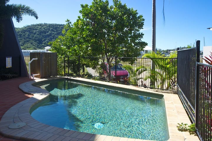Magnetic Docks Townhouse 9 - Magnetic Island