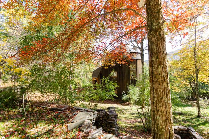 Unique Silo With Sunset Mountain Views - Phoenicia, NY