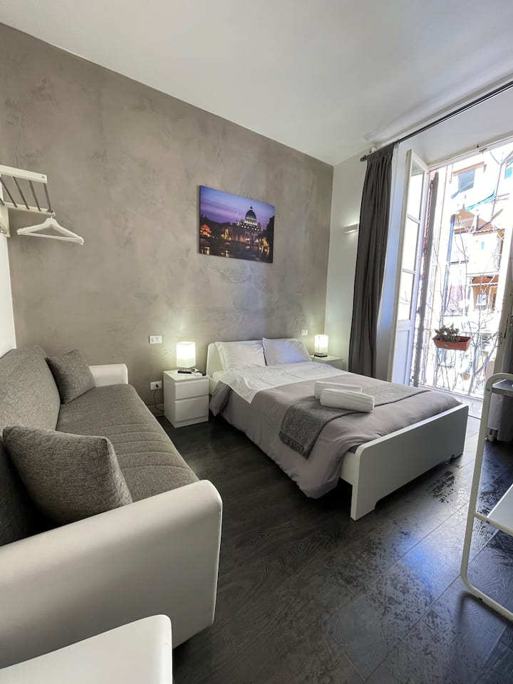Suite Centrale Con Wifi A Termini - Rome