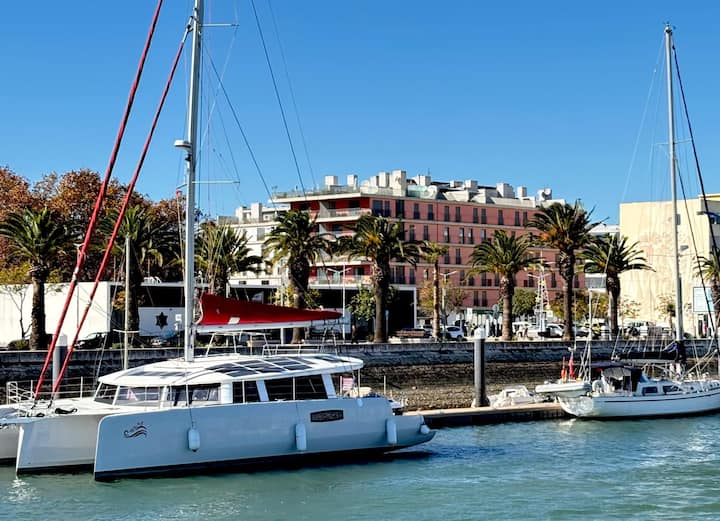 Across Marina Modern 2bedroom Apartment W/parking - Lagos, Portugal